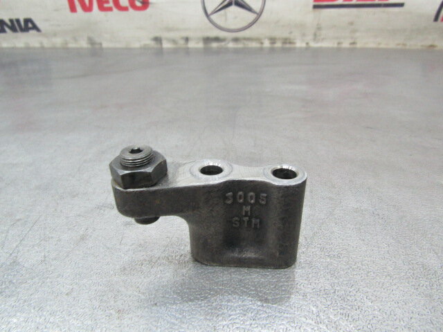 Опора коромысел двигателя D2066 MAN TGA, TGS, TGX