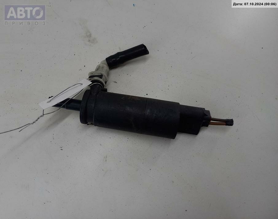 Насос (моторчик) омывателя фар BMW 5 E39 (1995-2003)