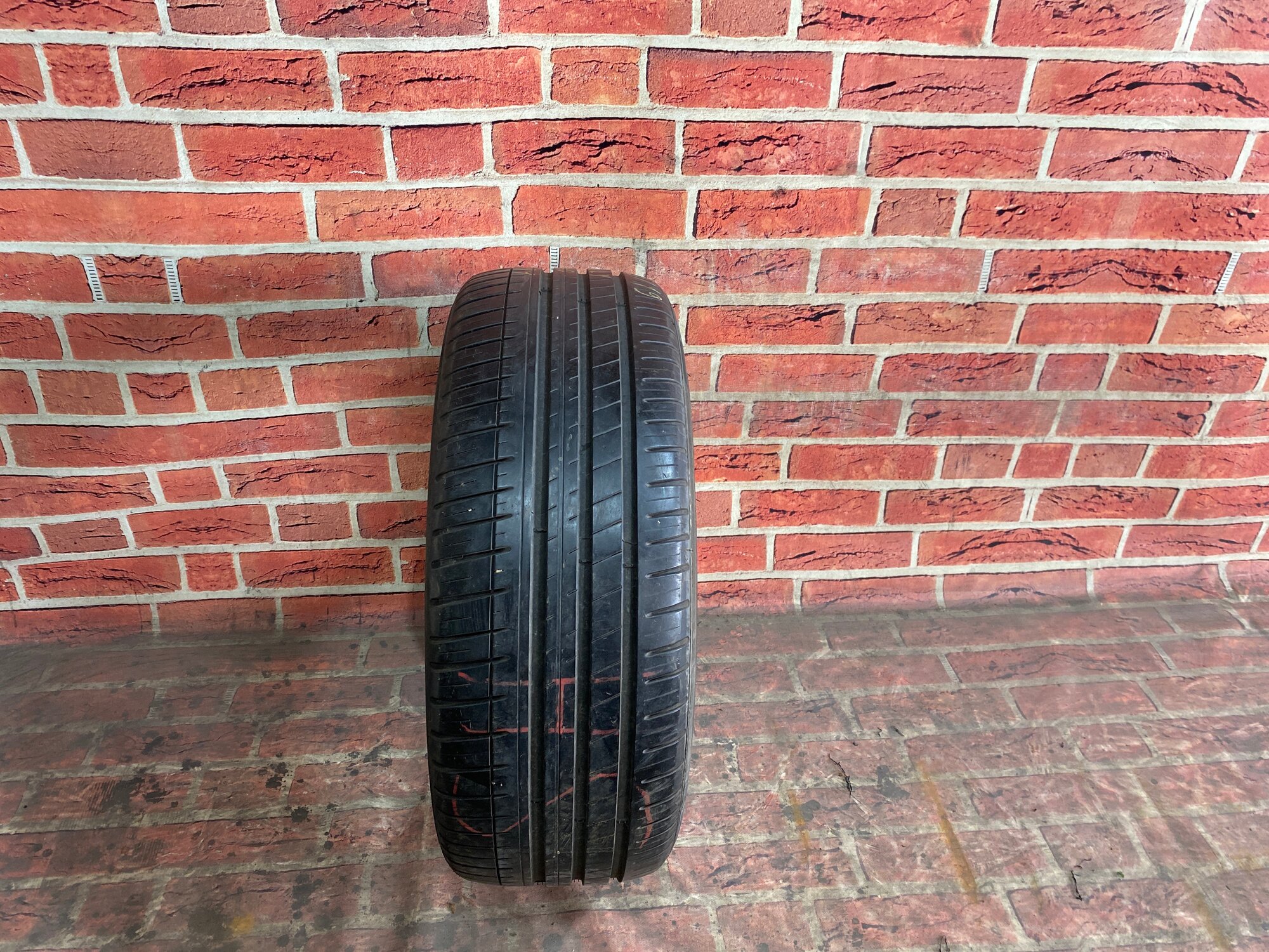 Одна летняя шина БУ Michelin Pilot Sport 3 245/45 R19 102Y