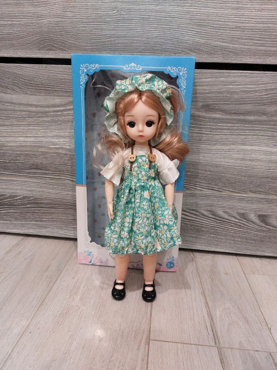 Кукла шарнирная коллекционная 30 см в подарочной упаковке