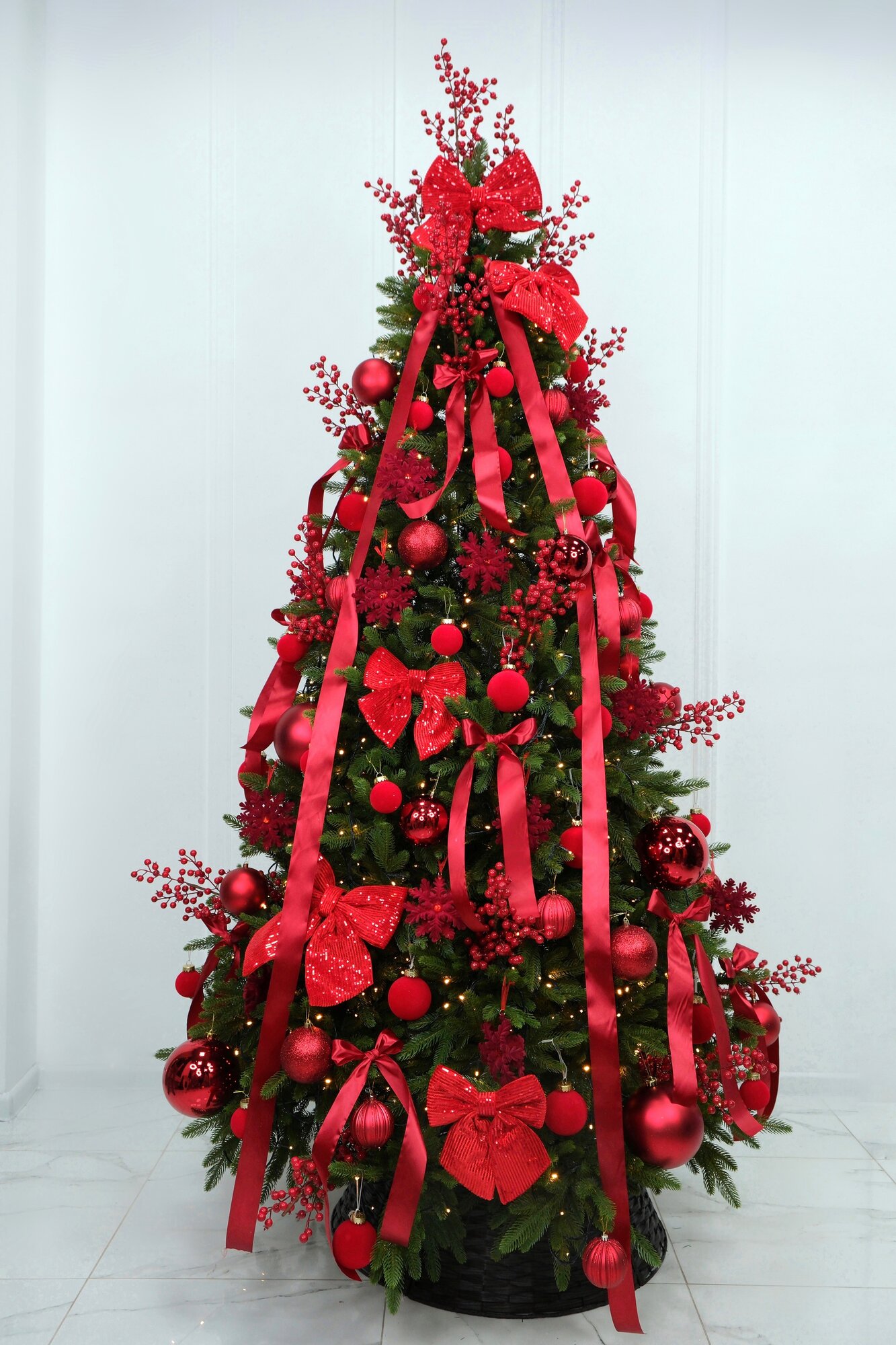 Ель Zima Decor "Зимняя симфония", 180 см, напольная, зелёная, литая