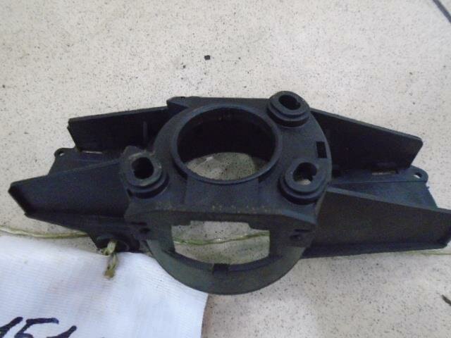 Кронштейн от Iran Khodro Samand 2003>