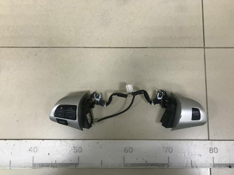 Блок кнопок Toyota Auris E150 2006-2012 кат.номер: 8424402010