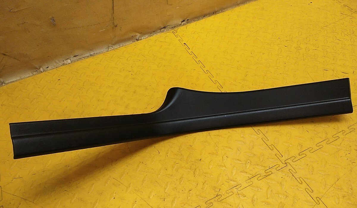 Накладка порога (внутренняя) X5 E53 BMW 51478402109