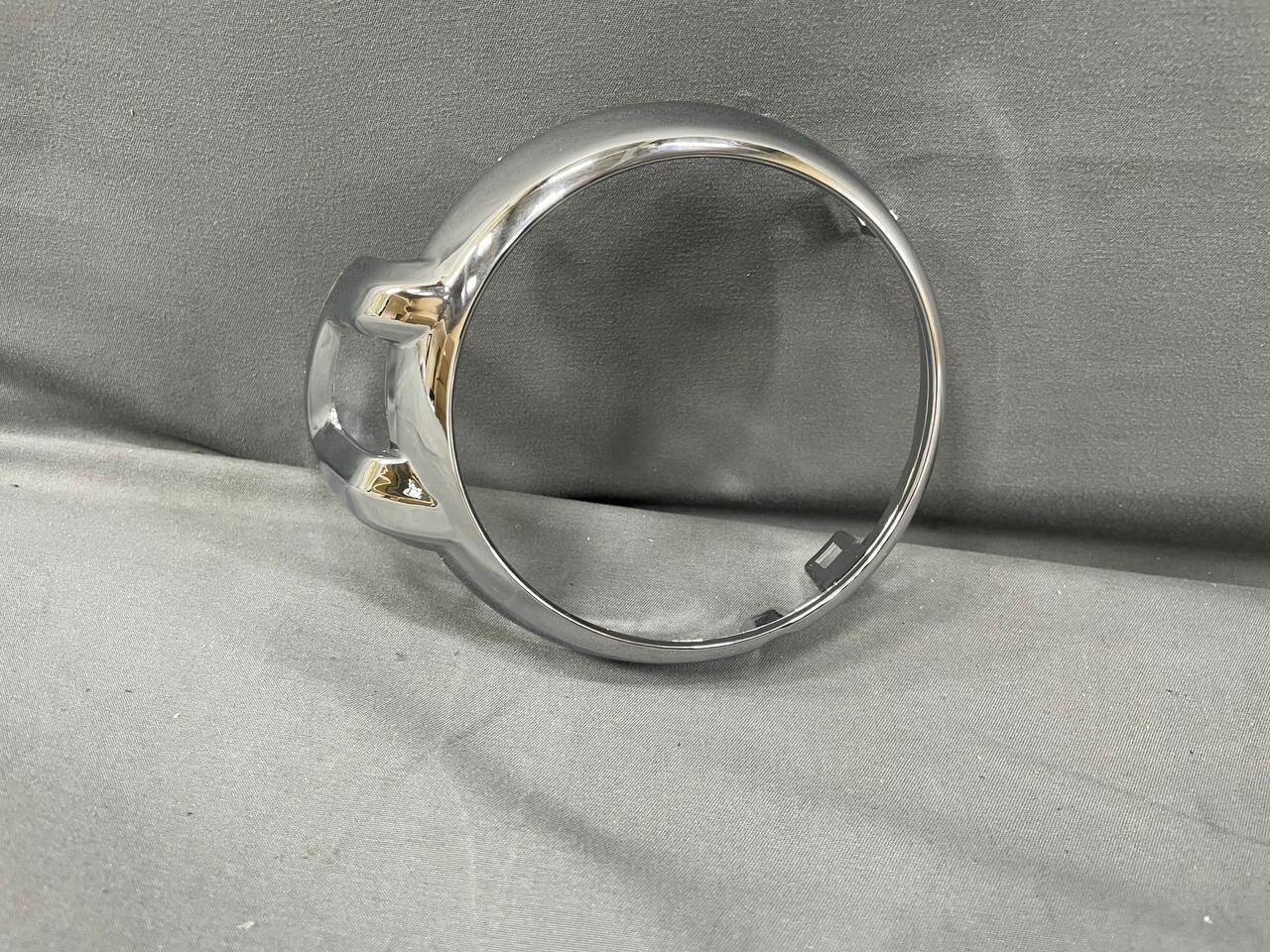 Решетка переднего бампера Mitsubishi