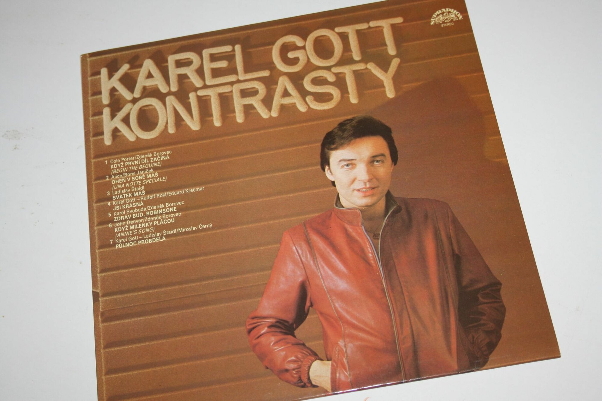 Karel Gott (Карел Готт). Kontrasty