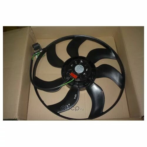 Вентилятор радиатора General Motors 13427159