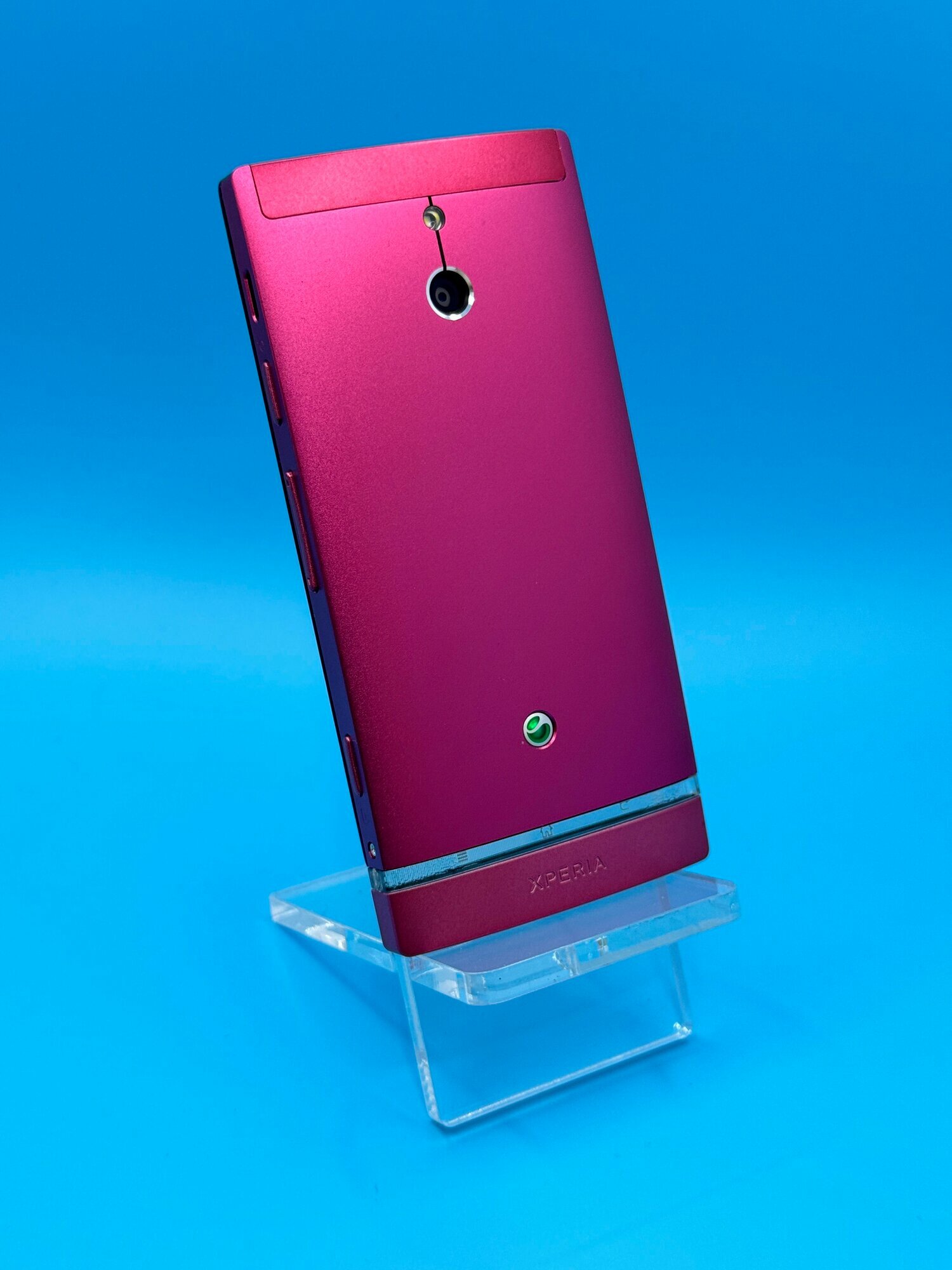 Смартфон Sony Xperia P LT22i