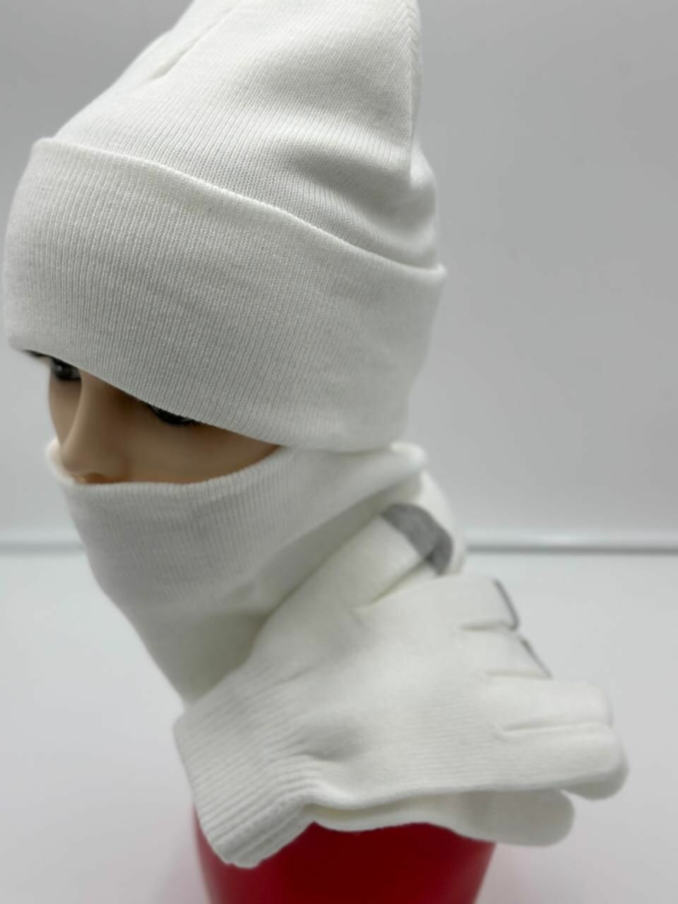 Шапка Осень-зима 2025 для женщин