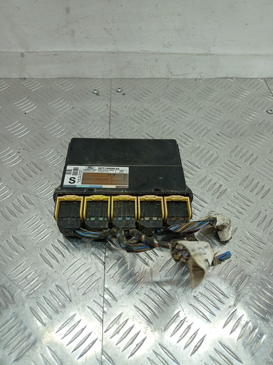Блок комфорта Ford Mondeo 3 2003 3S7T15K600SA