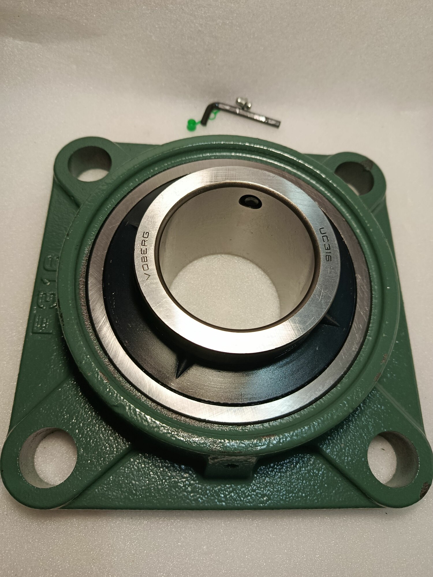UCF316 Подшипниковый узел VOBERG