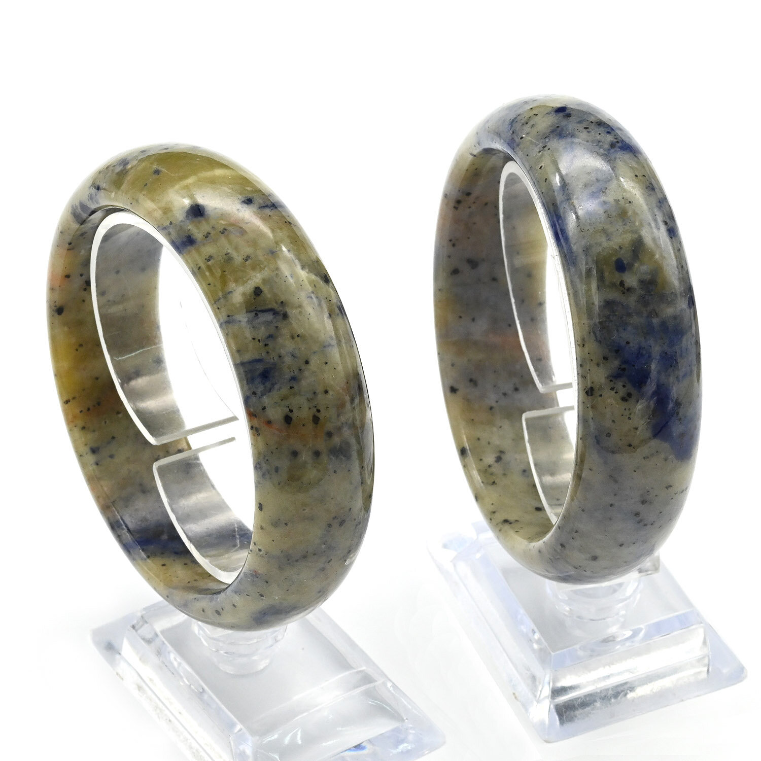 Браслет, содалит