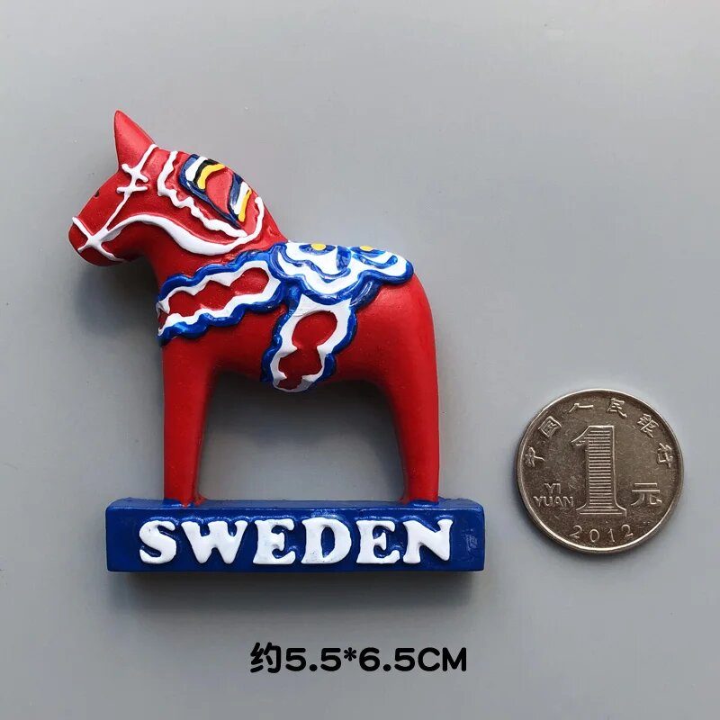 Магнит на холодильник "Шведский Троян" красный, Sweden