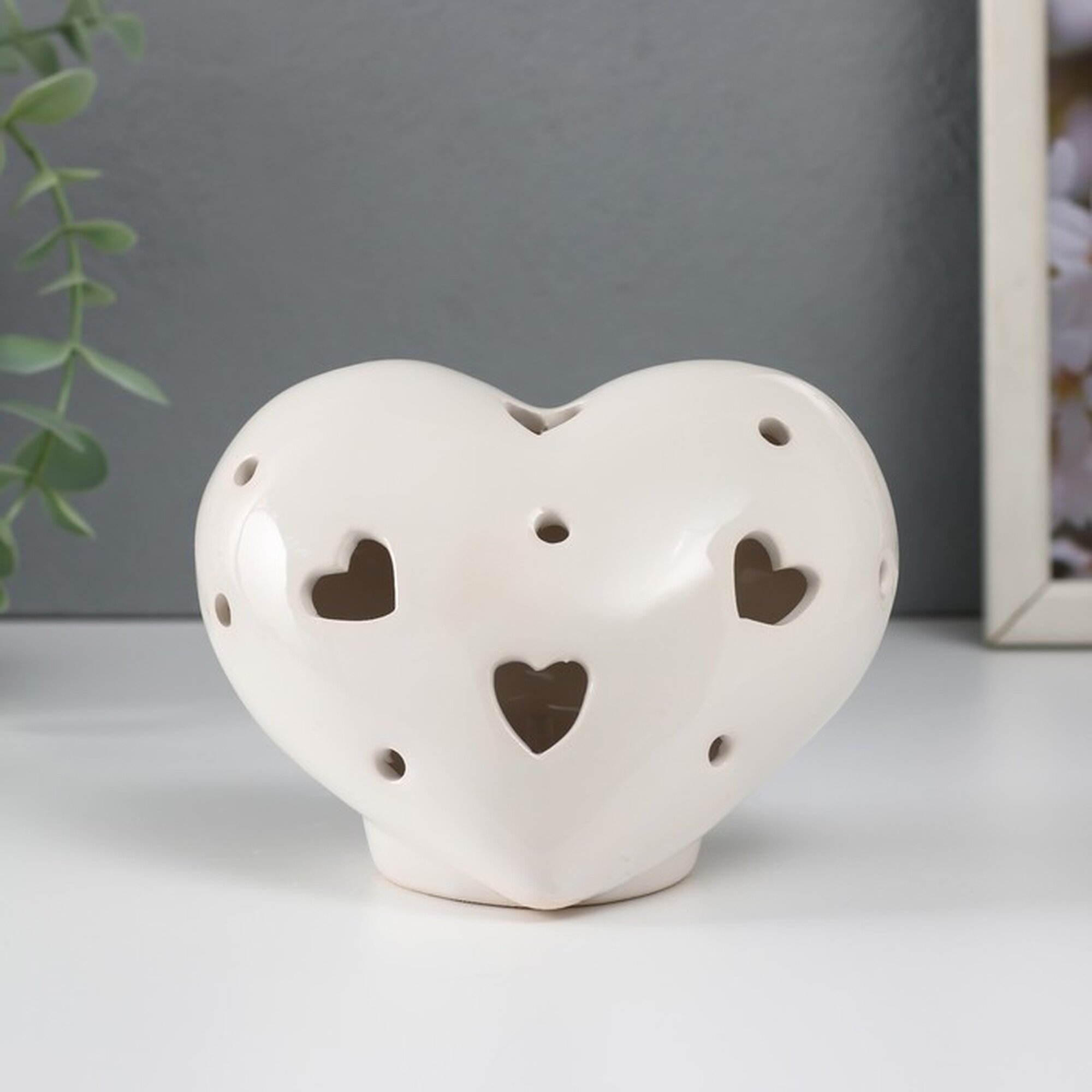 Фигурка Сима-ленд «Сердце», керамика, световые эффекты, белая, 12,3×9×8,6 см