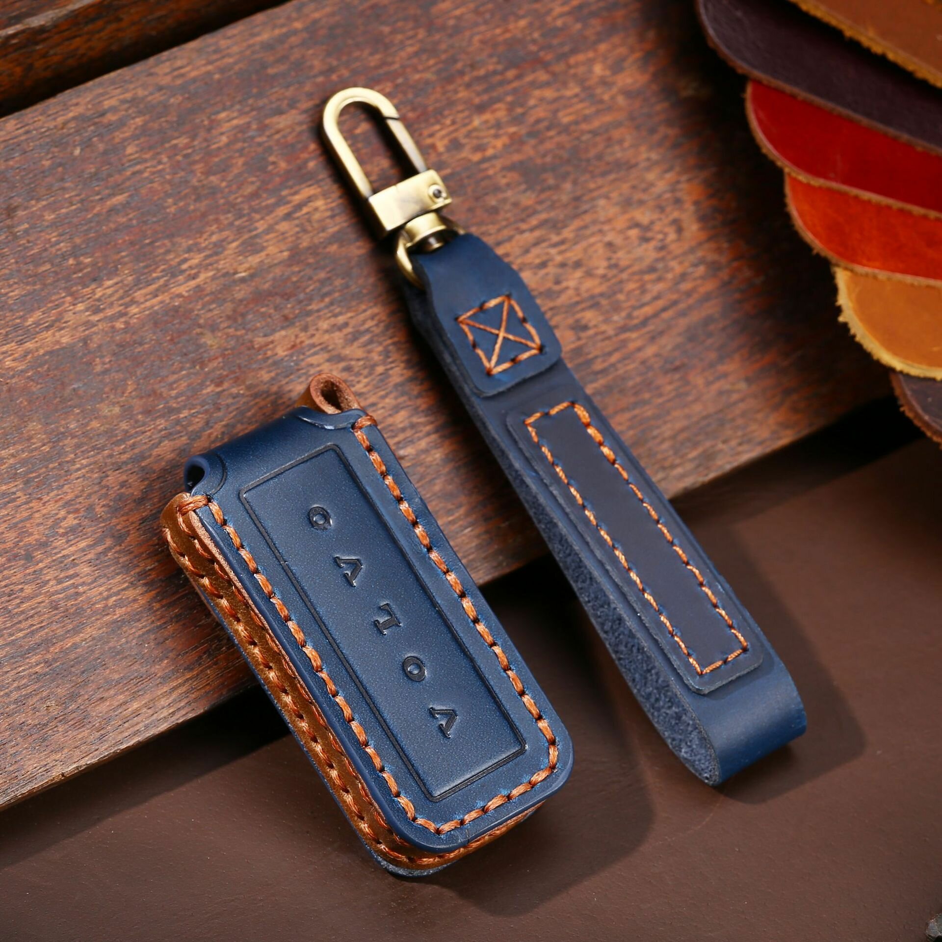 Чехол для автомобильного брелка Volvo лазурный Чехол для автомобильного брелка