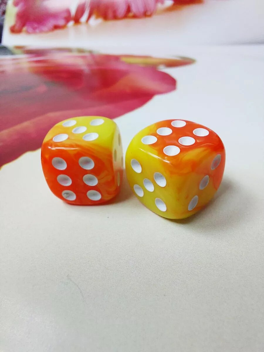 Кубик игральный 12 мм 2 шт