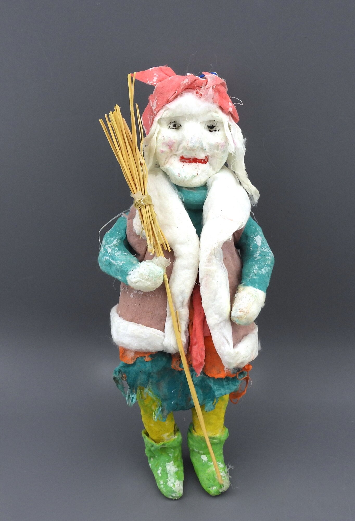 Ватная елочная игрушка "Баба Яга" ручная работа 17 см