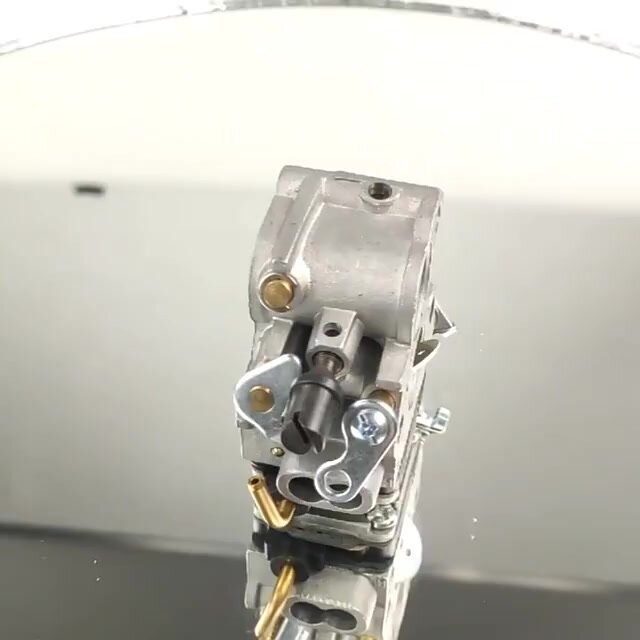 Механическая масленка, для карбюратора Husqvarna 235/236/240/240e, серая