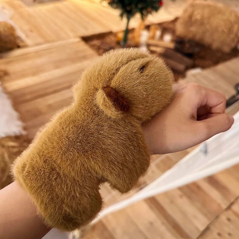 Плюшевая игрушка-брелок Капибара с виляющим хвостом, подарок для девушки Круг с защелкой [с музыкой] ⭐ Хит продаж в