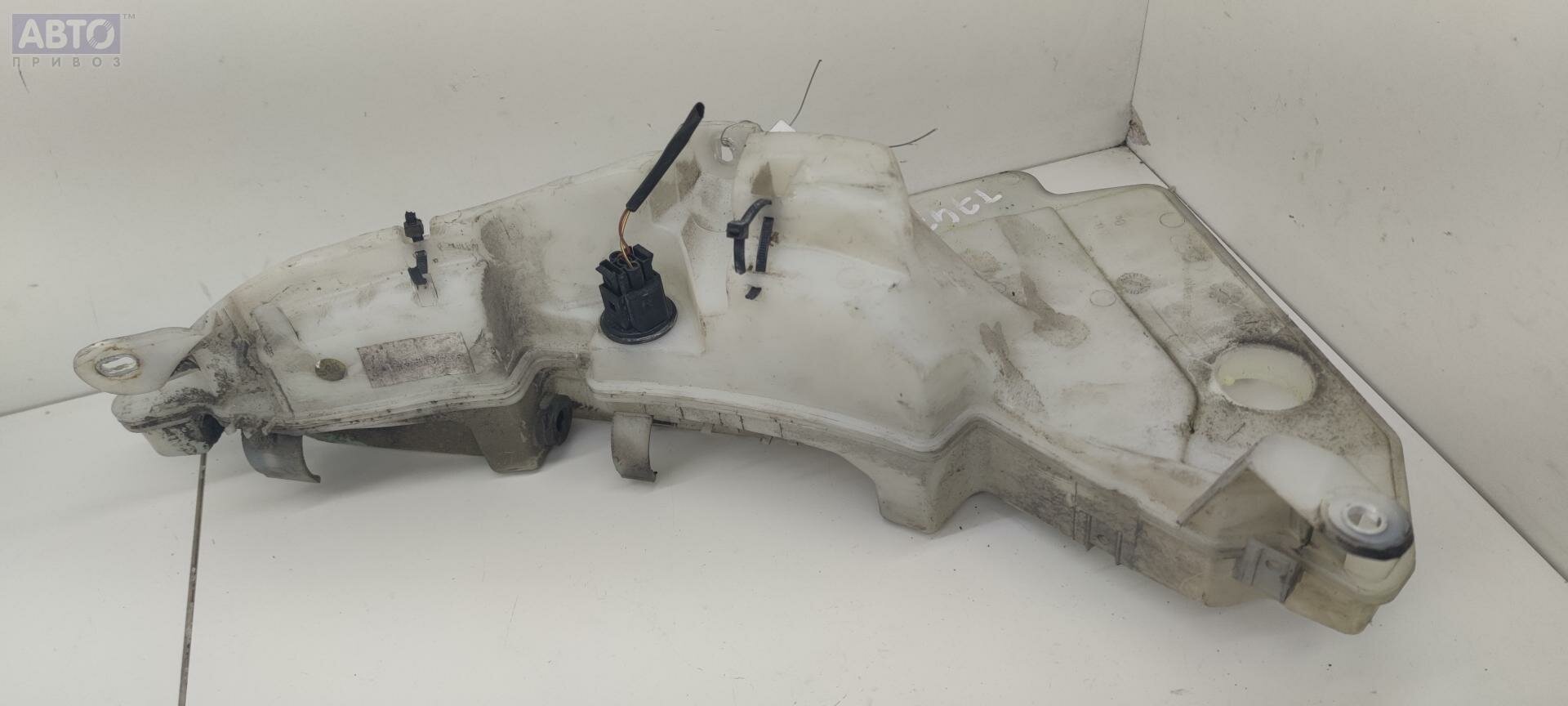 Бачок омывателя Audi A6 C6 (2004-2011)