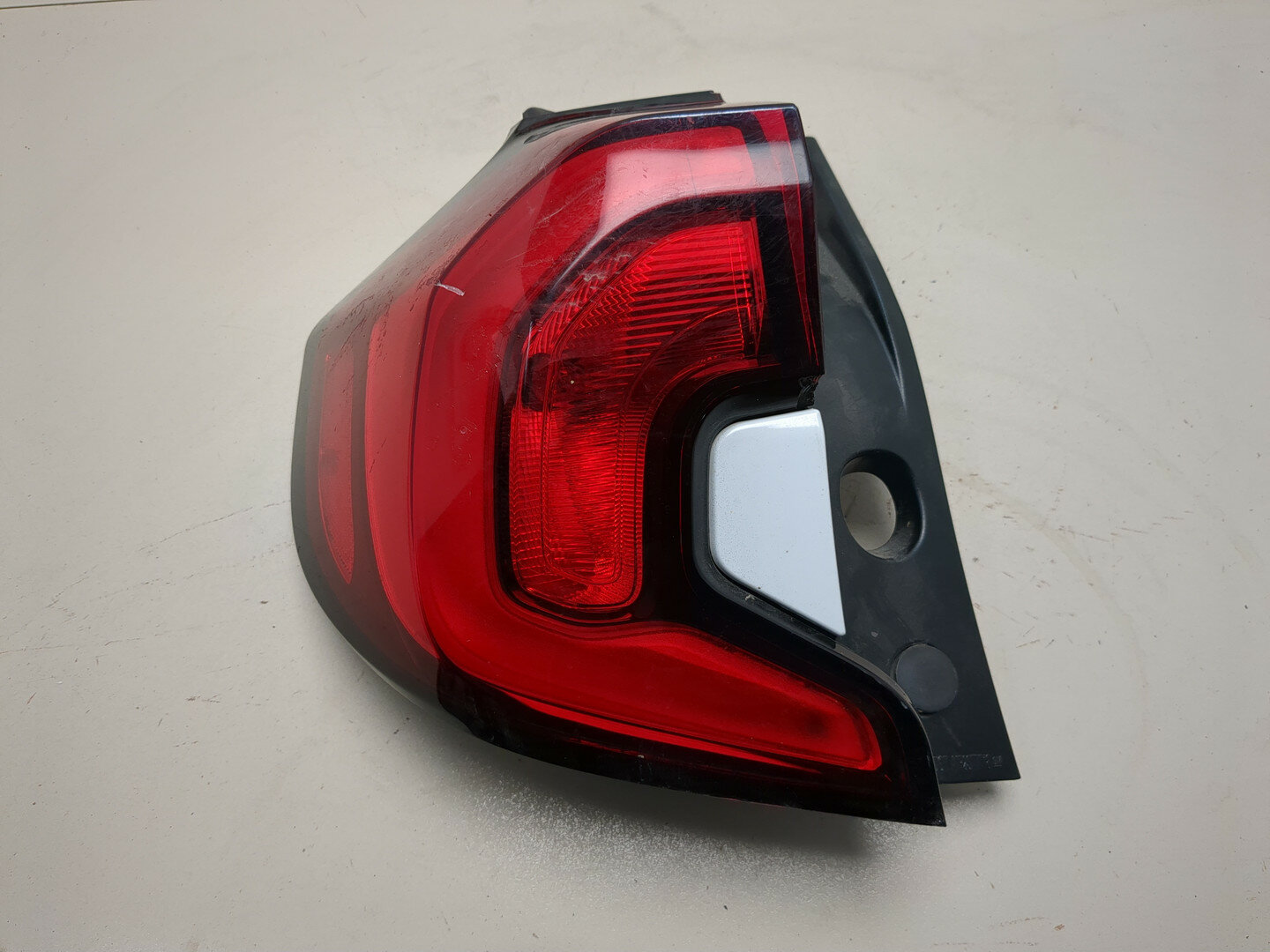 Фонарь (задний) левый GMC Terrain Б/У