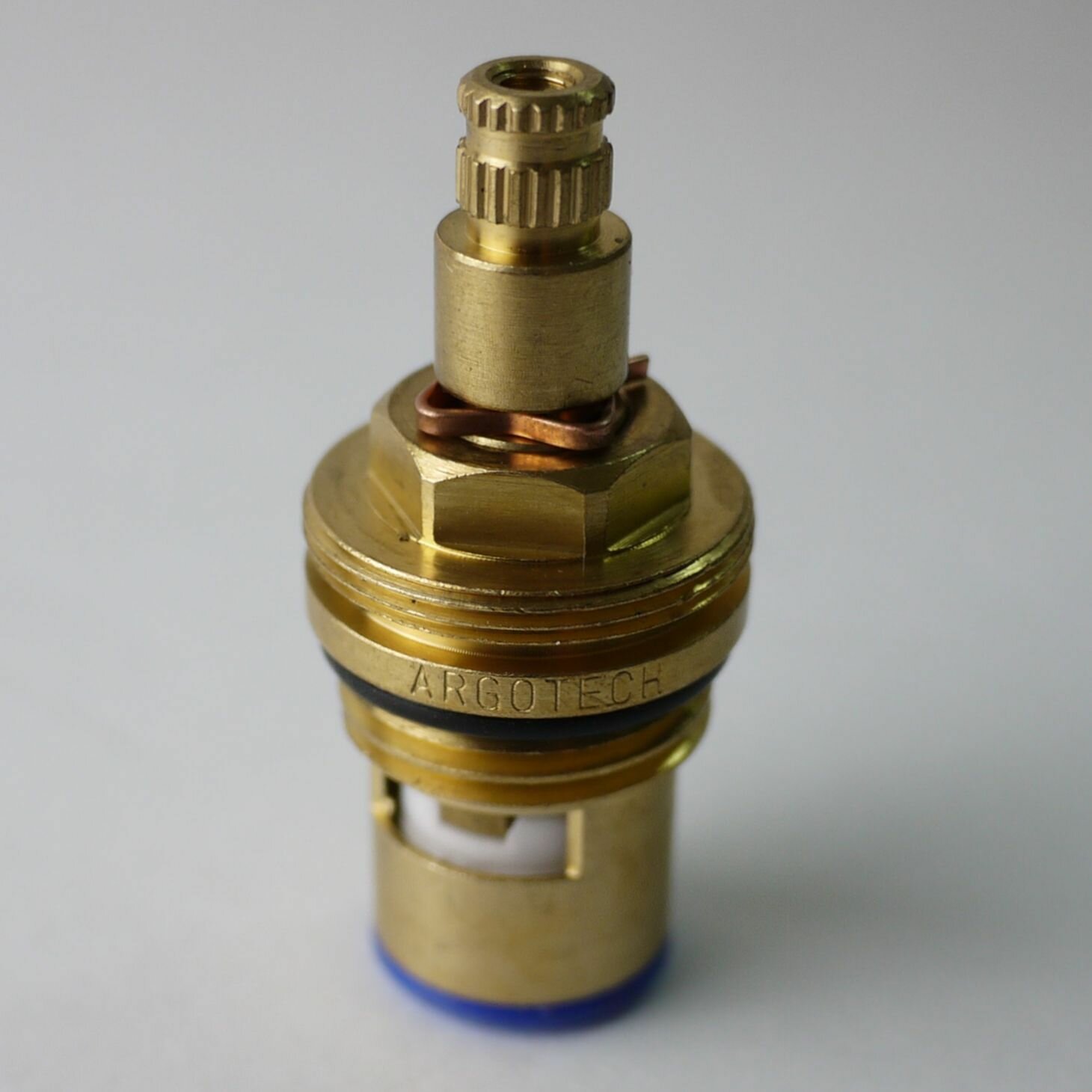 Кран букса ARGO 1/2", 7,7*20 шлицов (керамика)