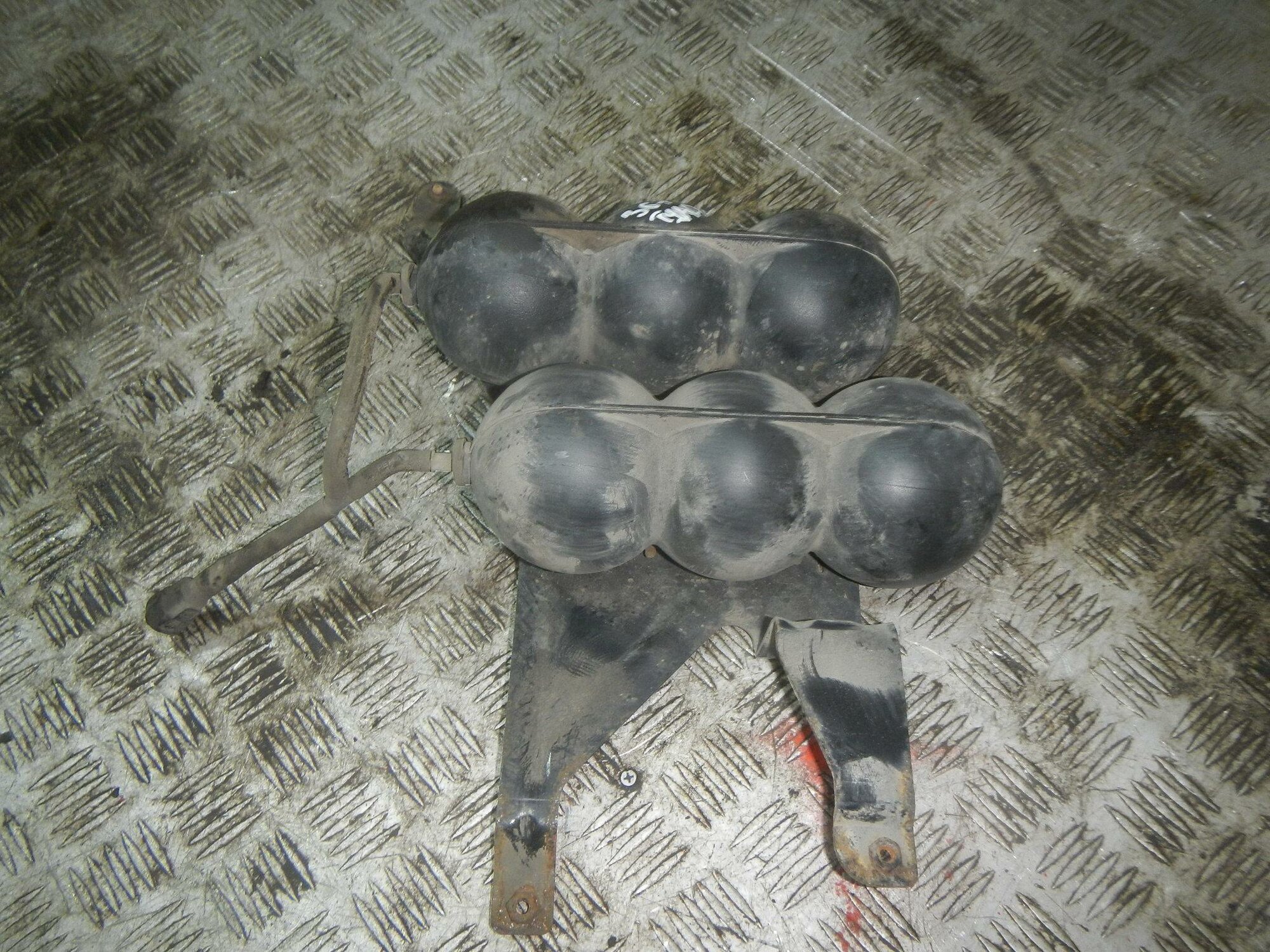 Б/У Ресивер воздушный, Volkswagen (Фольксваген)-TOUAREG (02-10) VOLKSWAGEN TOUAREG (02-10) Без повреждений 367707 VAG ар...