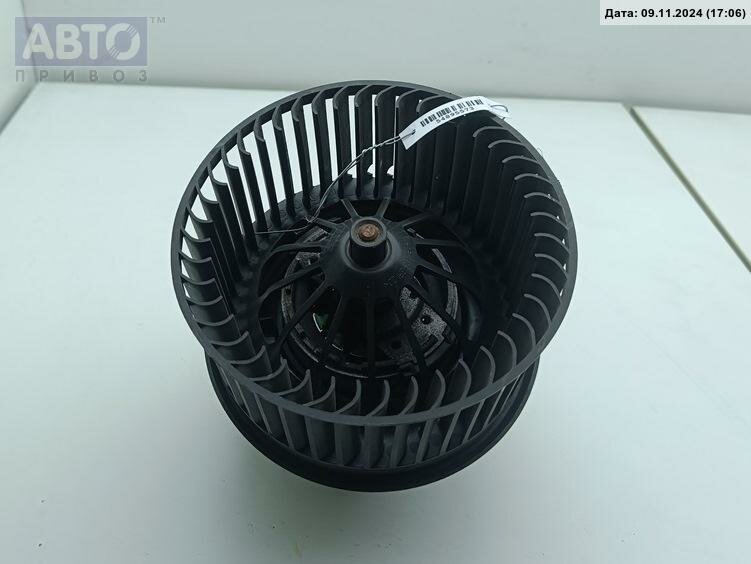 Двигатель отопителя (моторчик печки) Ford C-Max