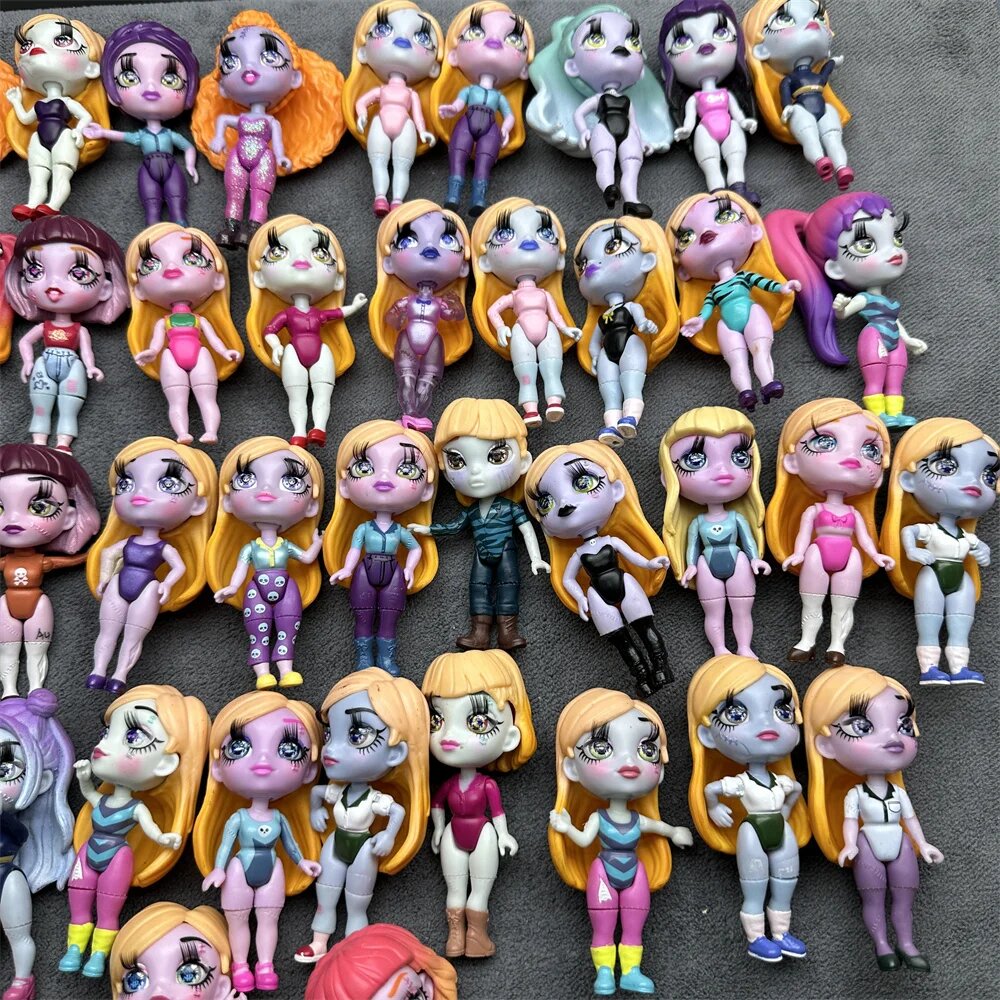 Съемные куклы Zombie 8-9 см Random 1pc