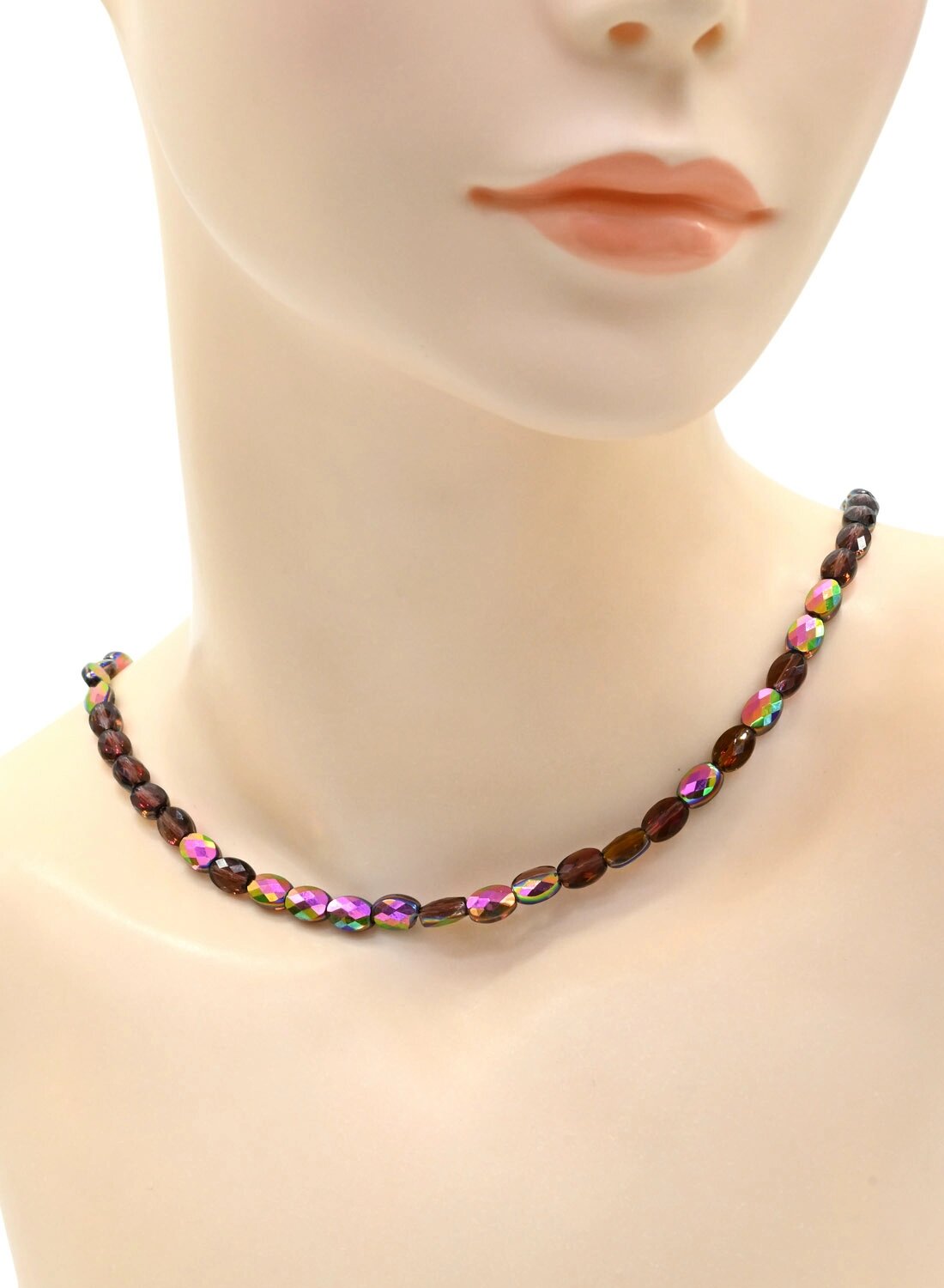 Бусы, циркон