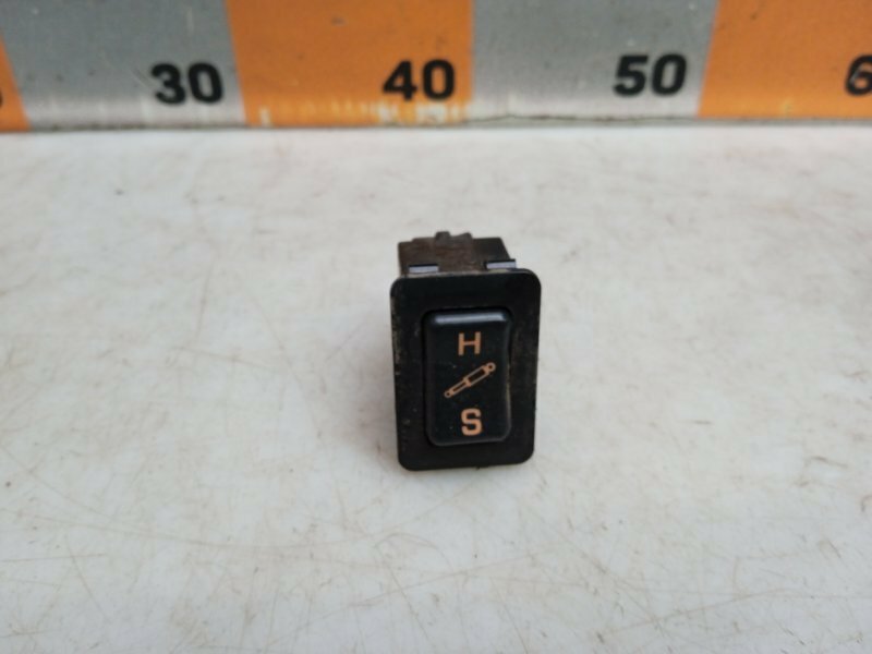 Б/У Кнопка переключения режимов подвески Кнопка Mitsubishi Montero 1995 2, V45W 377547 MITSUBISHI арт. MB652295