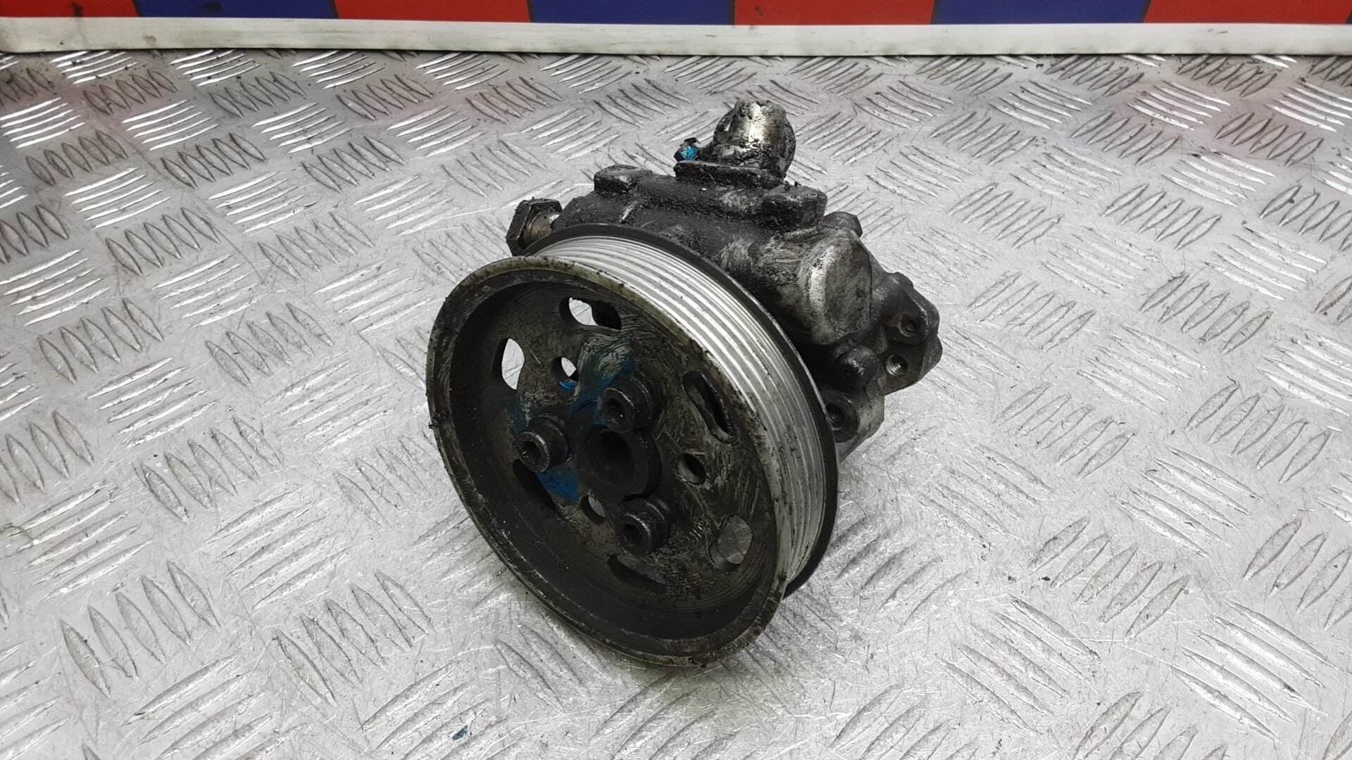 Насос ГУ дизельный VOLKSWAGEN TRANSPORTER T5, Номер 7H0422154F