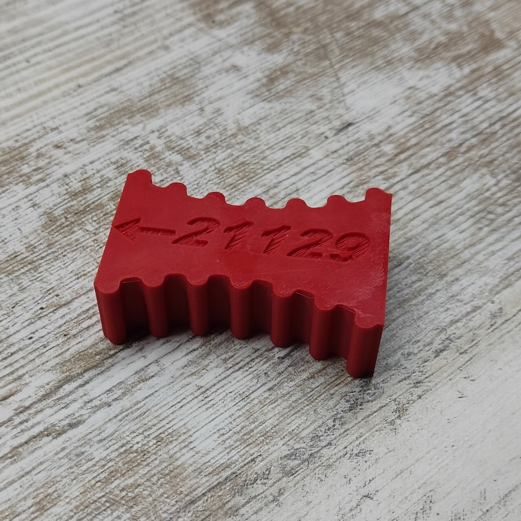 Фиксатор распредвалов Ваз 21129. 3D печать. Цвет ярко-красный.