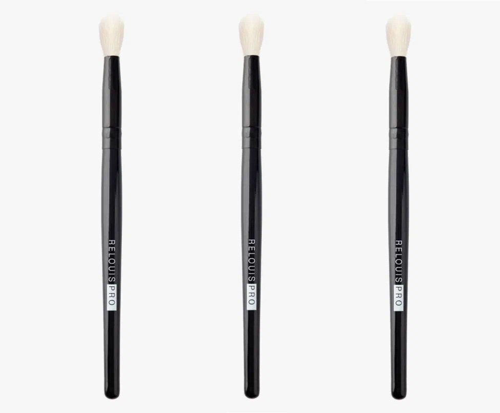 Кисть косметическая для теней Relouis Pro Blending Brush №4 растушевочная, 3 шт