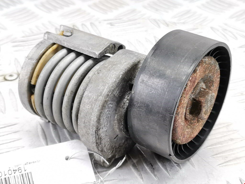 Натяжитель ремня генератора (приводного поликлинового ремня Volkswagen Lupo 030145299F арт. 1940100