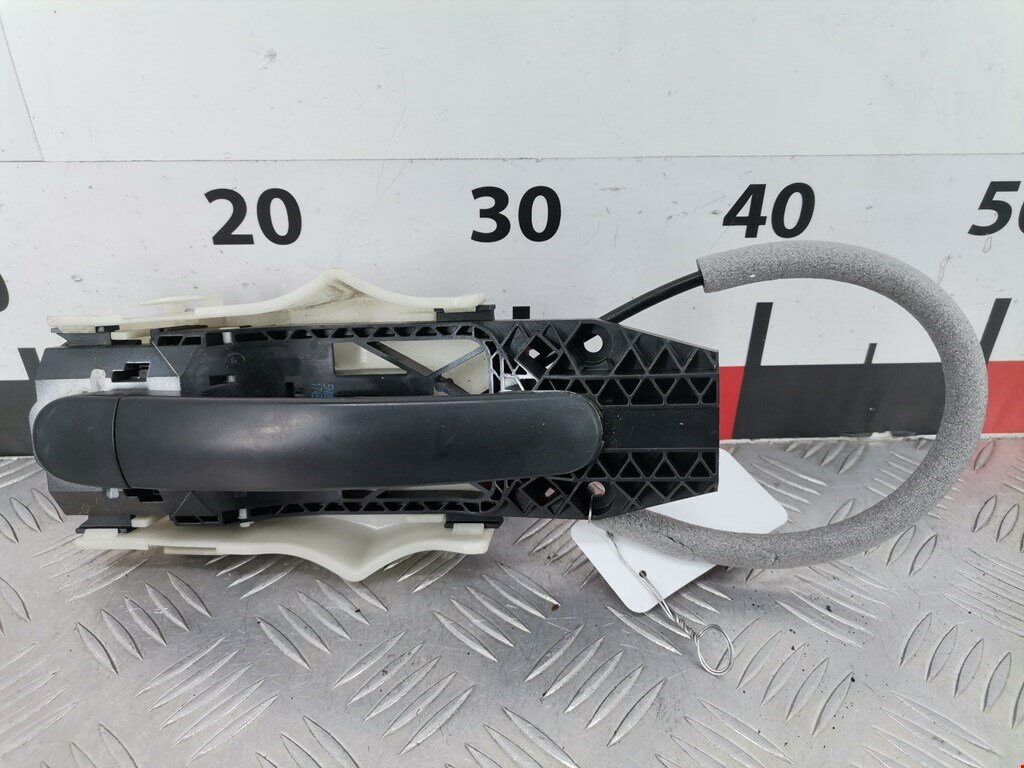 Ручка двери наружная передняя левая Skoda Rapid 1 5N0837885H арт. 1749692