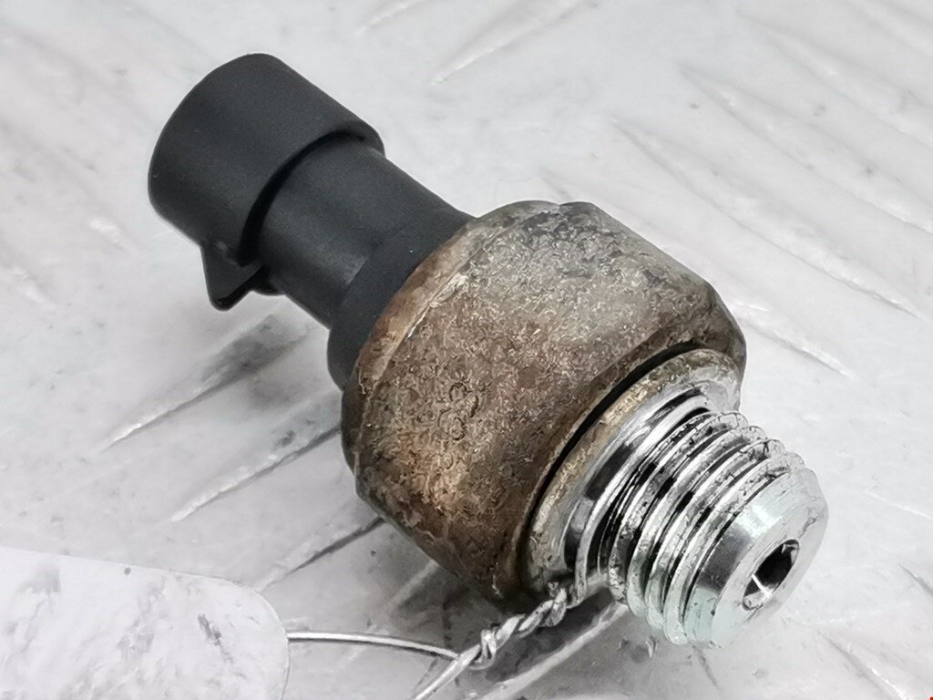 Датчик давления масла Chevrolet Captiva 1 95961350 арт. 1646776