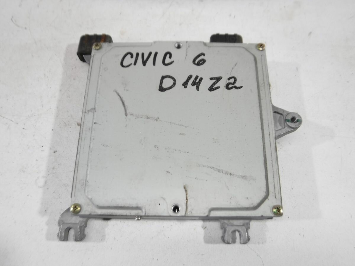 Блок управления двигателем Honda Civic VI (1995—2002) 37820PHXG11