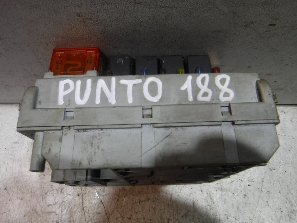 Блок предохранителей Fiat Punto 188 46778448