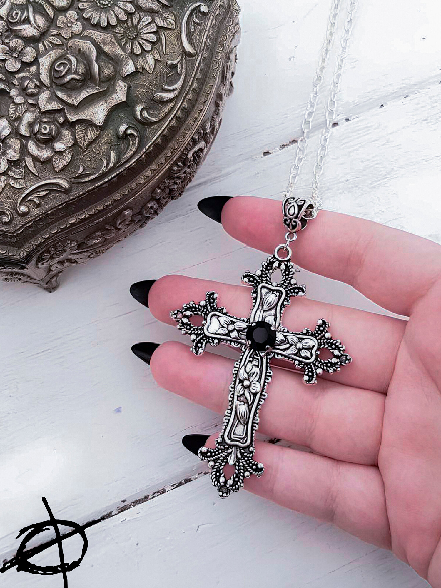 Крестик, авантюриновое стекло