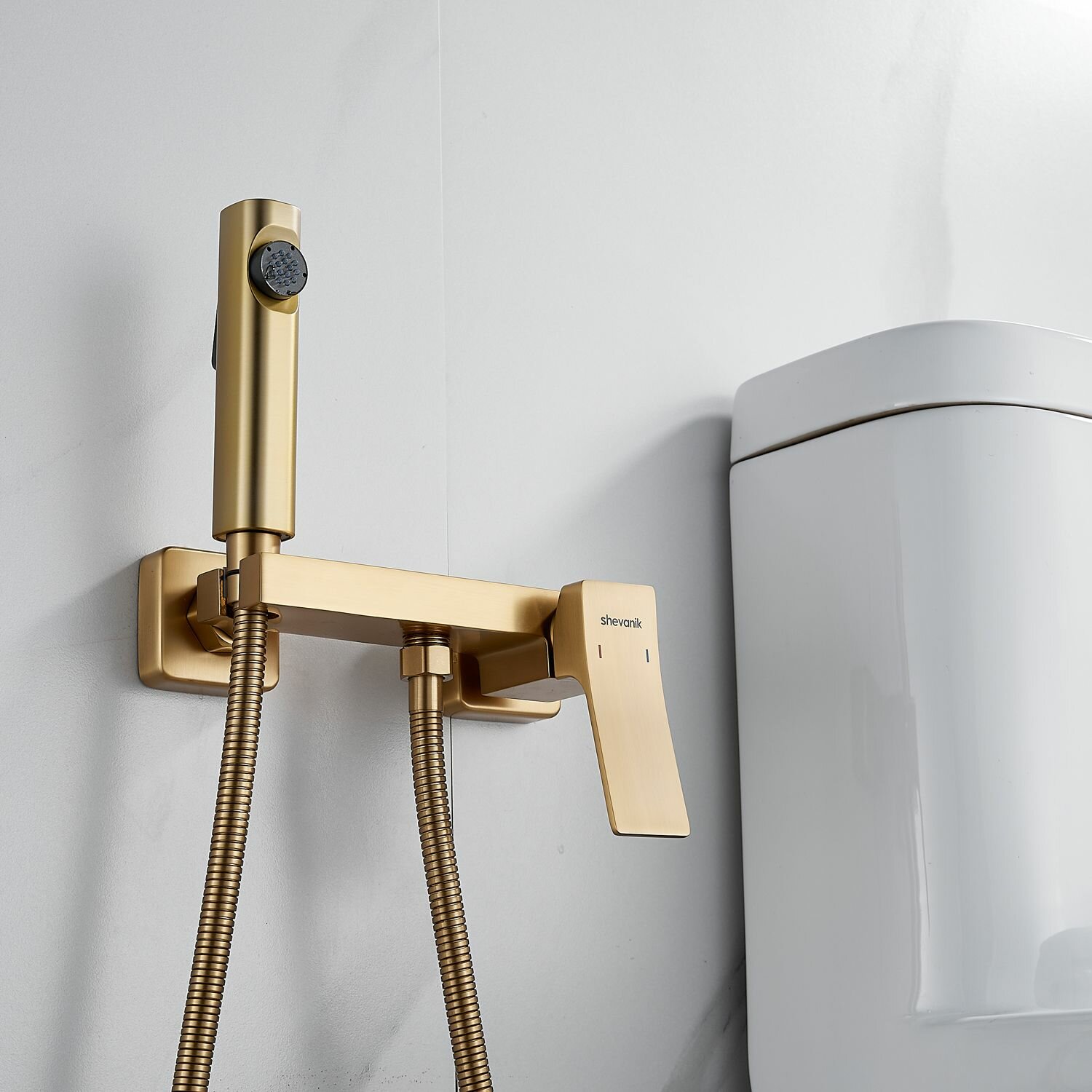 Гигиенический душ со смесителем Shevanik S4005G-1золотой сатин