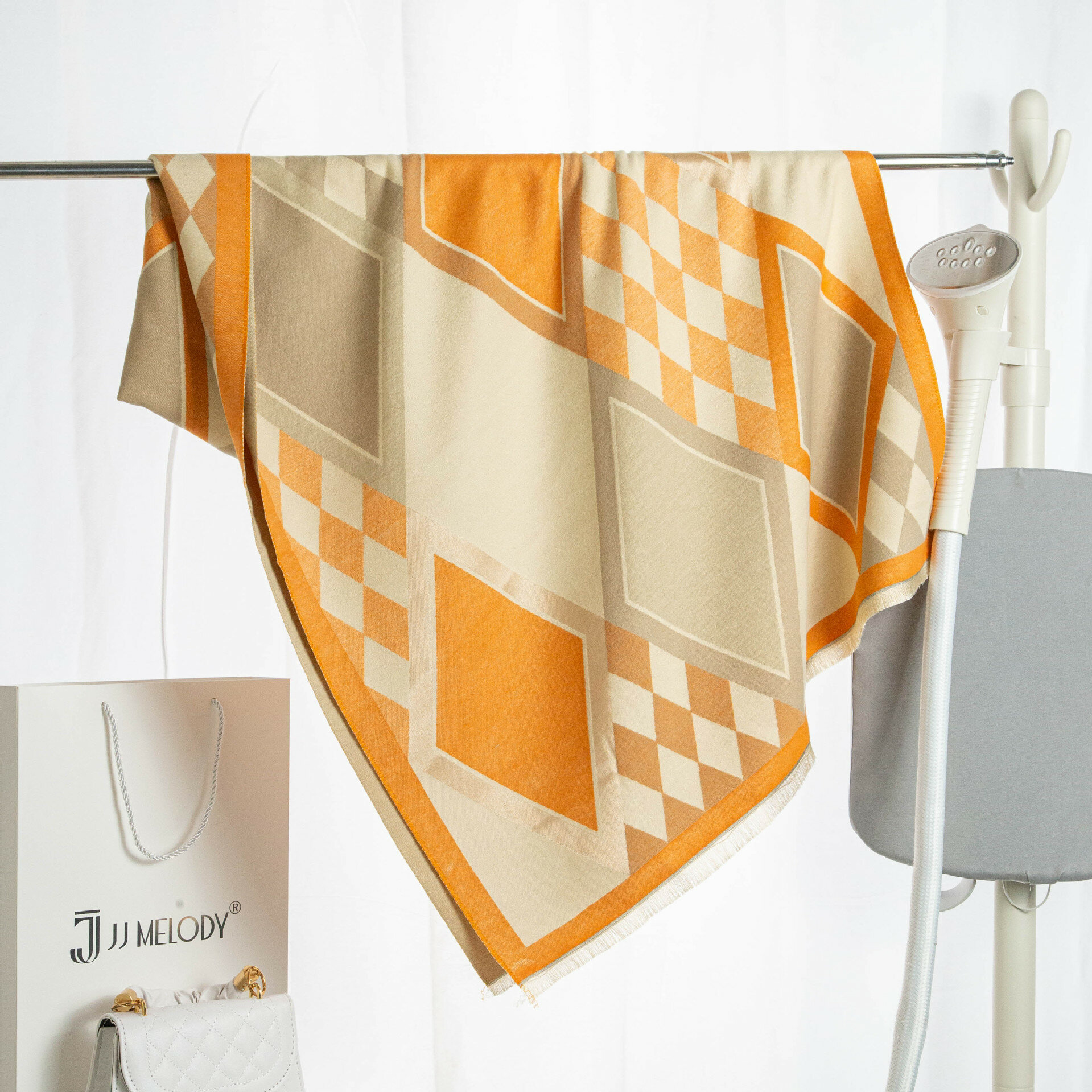 Шаль для женщин