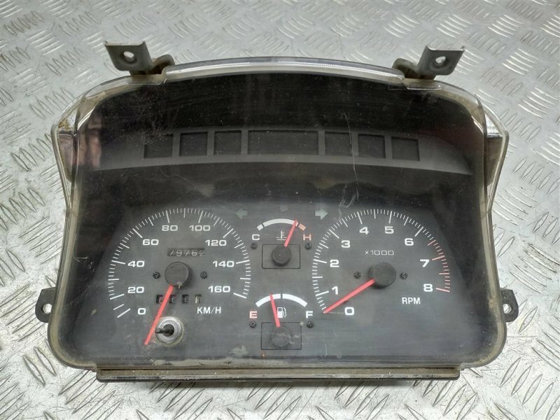 Б/У Панель приборов Suzuki Vitara 1 / Сузуки Витара 1 1.6 G16B 80Л.С. 1993