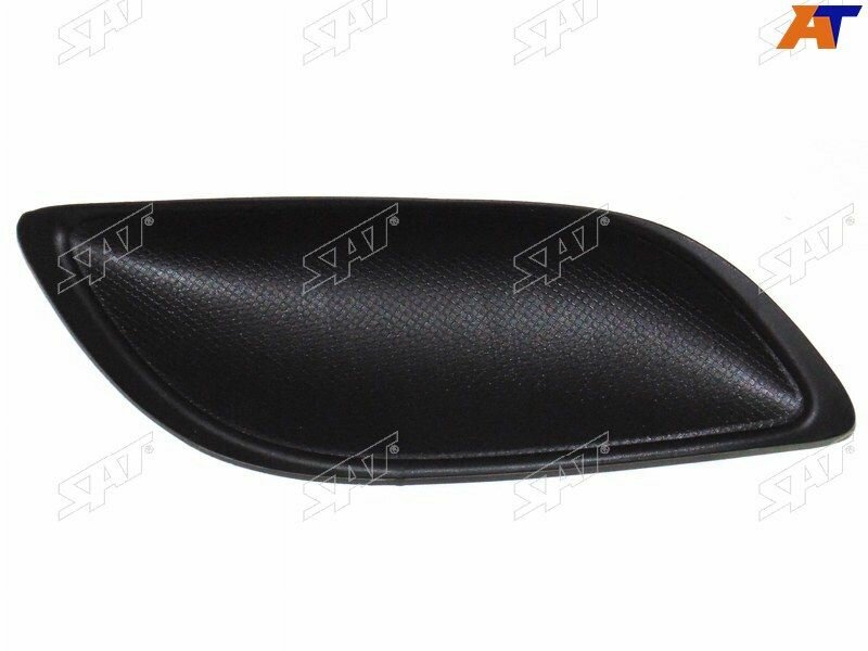 . SAT Заглушка в бaмпер TOYOTA YARIS/VITZ 08-10 Правая