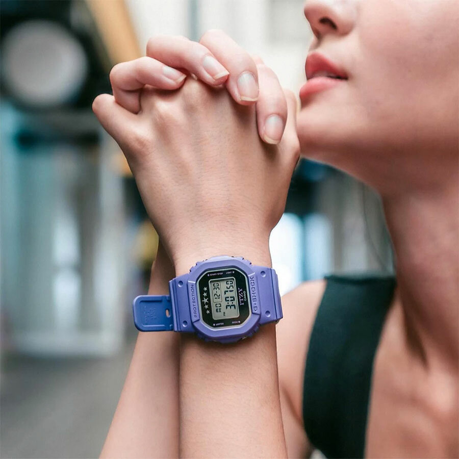 Наручные часы CASIO G-Shock, фиолетовый, серый — фото 1