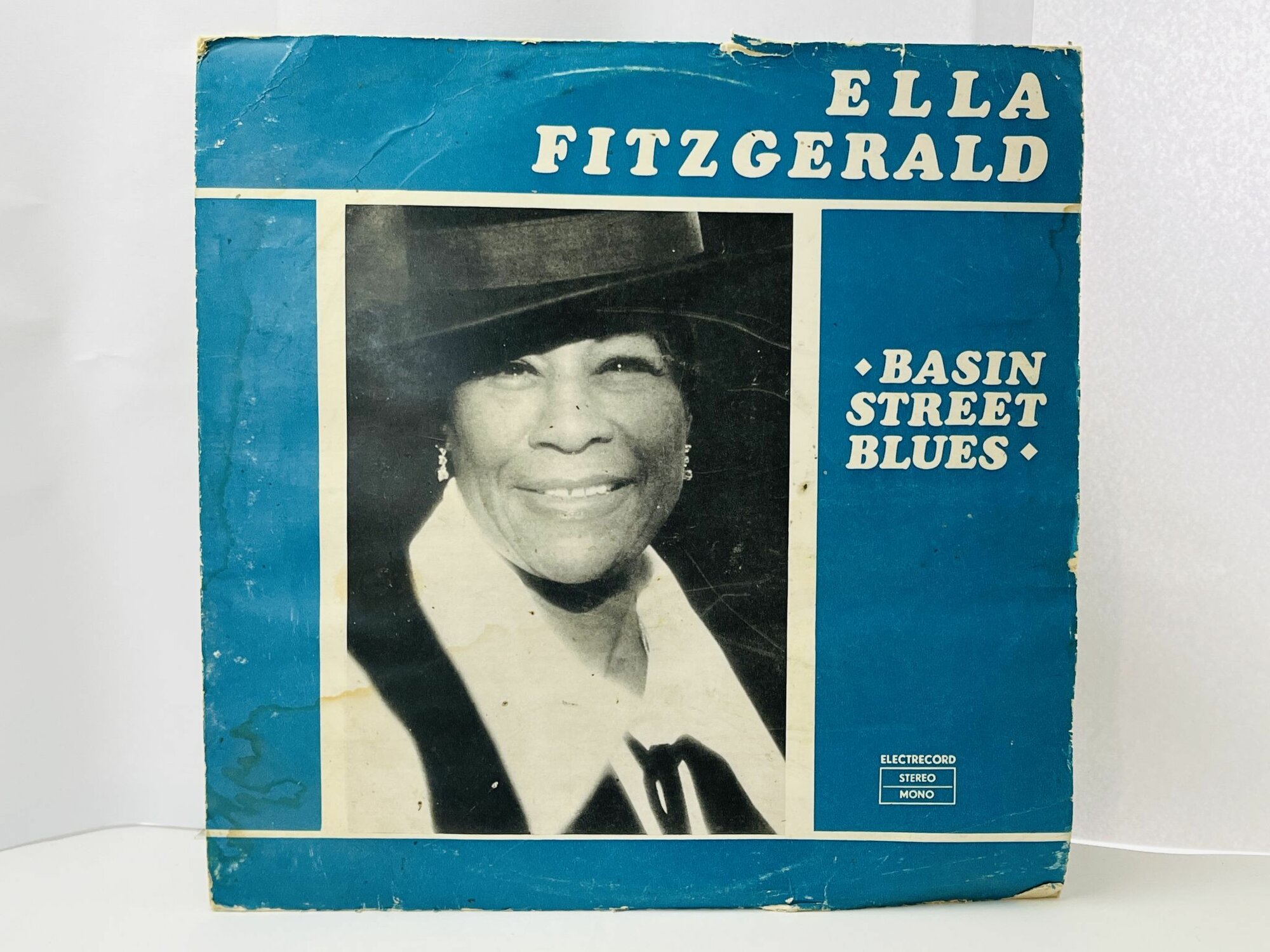 Ella Fitzgerald (Элла Фицджеральд). Basin Street Blues. Белый лейбл STM-EDE 01379. Elecrecord. 1977