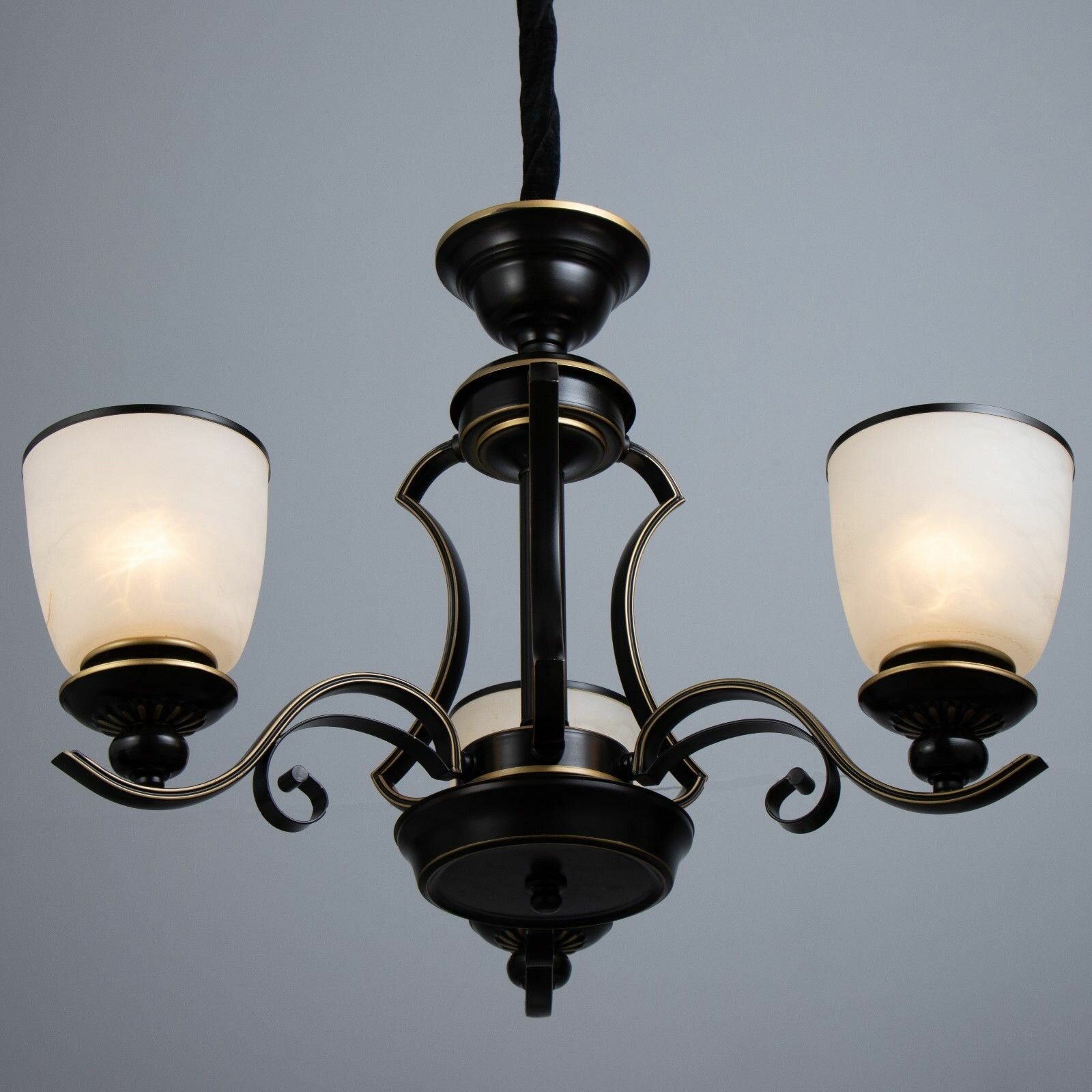 Люстра "Аруна" 3х40Вт Е27 черный 62х62х46 см