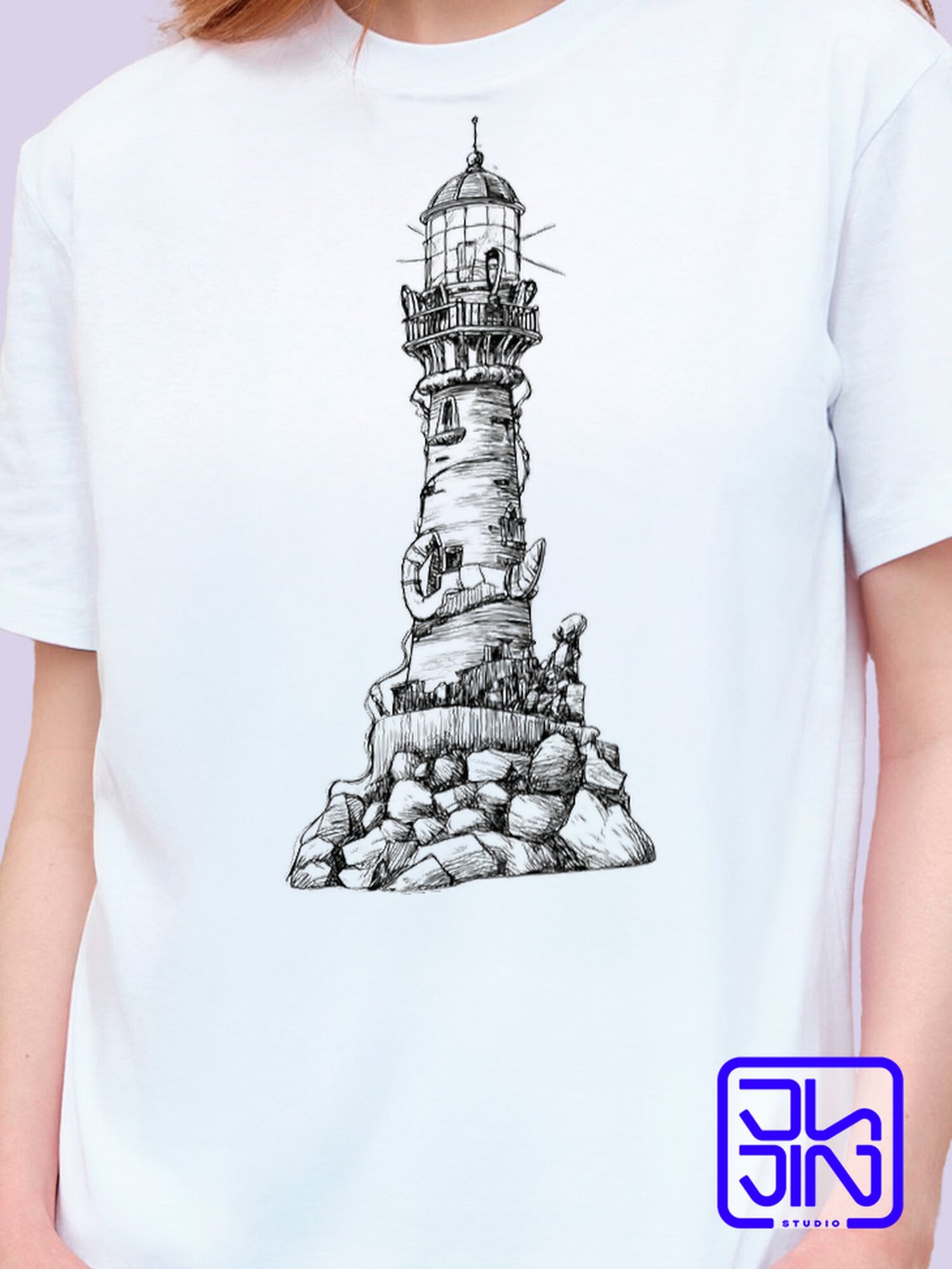 Футболка классическая женская с авторским принтом Винтажный черно-белый маяк на высокой скале, ретро белая графика, белый хлопковый трикотаж с прикольным рисунком на груди