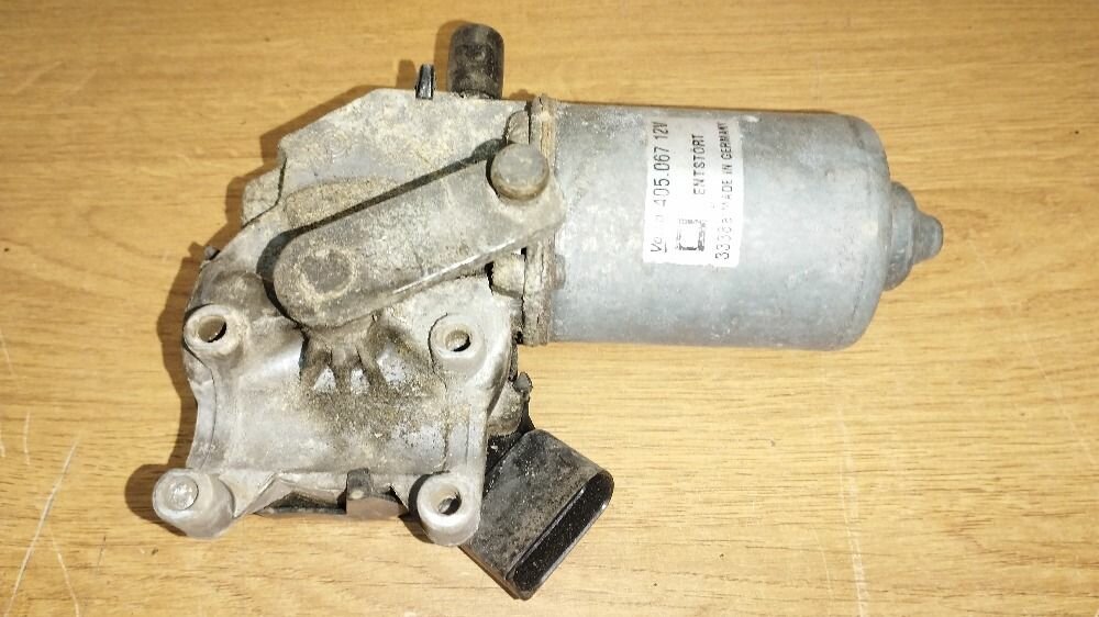 Мотор стеклоочистителя передний Opel Corsa D 13182340