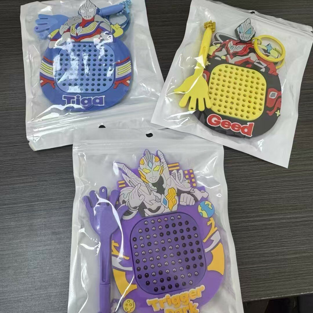 Креативный мультяшный магнитный стальной шарик для рисования, брелок, маленький подвесной рюкзак, антистрессовая магнитная доска для рисования, лабиринтная игрушка оптом